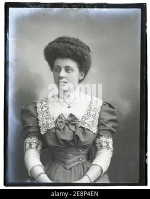 Miss M Drew, 24 Apr 1907 (17066543911 Stock Photo - Alamy