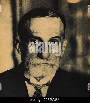 Jorge Montt Sucesos 1916 Stock Photo - Alamy