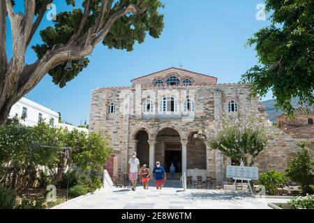 The church of Panagia Ekatontapiliani in Parikia, Paros, Greece Stock ...