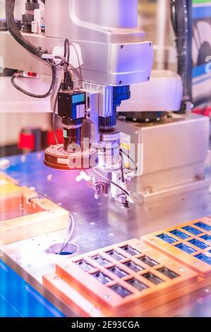 Machine Vision System inspect PCB for components size and placement ...