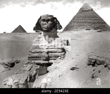 Late 19th century photograph - Sphinx and Great Pyramid of Giza, Egypt ...