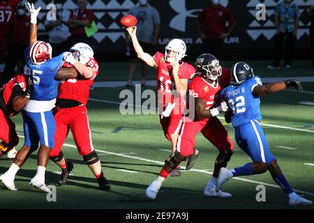 Northwestern quarterback Peyton Ramsey, throws during the school's Pro ...