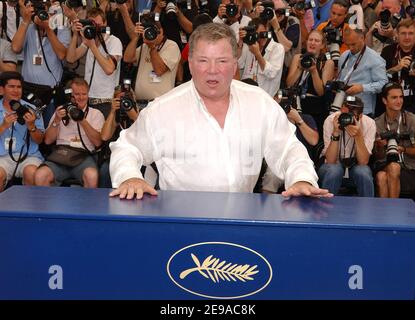 WILLIAM SHATNER, OVER THE HEDGE, 2006 Stock Photo - Alamy