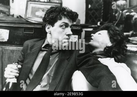 WILT (1989) GRIFF RHYS JONES, MEL SMITH WILT 003FOH Stock Photo - Alamy