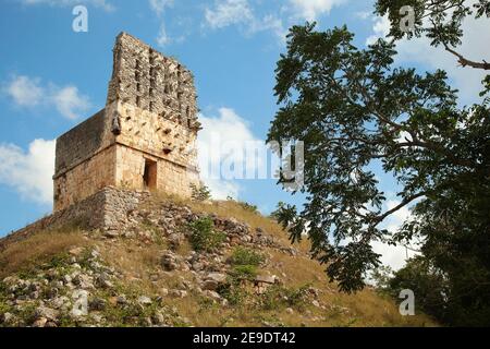 Colonial style architecture, Merida City Center, Mexico Stock Photo - Alamy