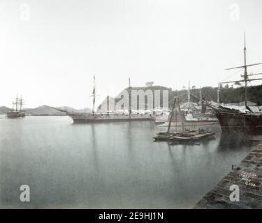 Late 19th century photograph - ships tied up along the bund, Hankow ...