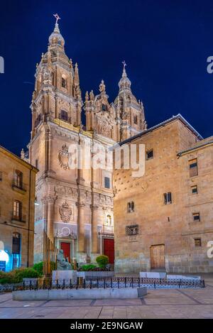 Night view of La Clerecia and Casa de las Conchas at Salamanca, Spain ...