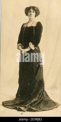 Mrs Patrick Campbell, stage actress Stock Photo - Alamy