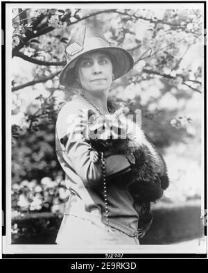 Mrs. Calvin Coolidge, half-length portrait, standing, facing front ...