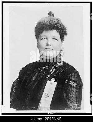 Mrs. Sarah Platt Decker, half-length portrait, facing front Stock Photo ...