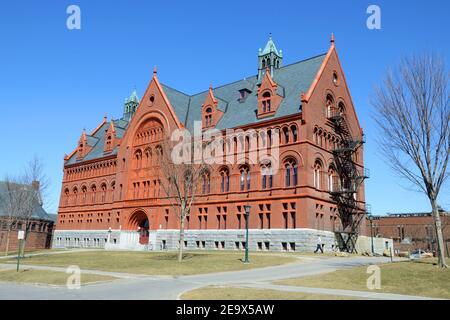 Williams Hall at the University of Vermont, an architectural landmark ...