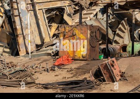 Alang ship breaking scrap yard ; Bhavnagar district ; gujarat ; india ; asia Stock Photo - Alamy