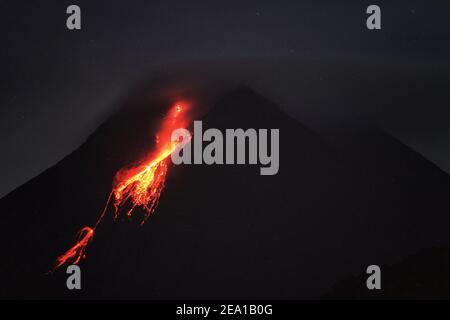 Yogyakarta, Indonesia. 06th Feb, 2021. A Indonesian Chinese descent ...