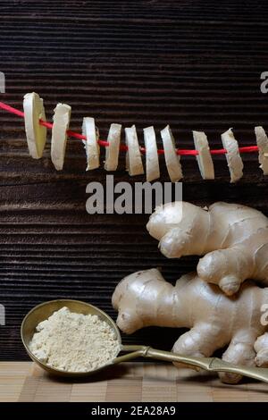Ginger (Zingiber officinale), ginger bulb and ginger powder in ...