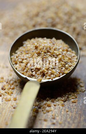 Bulgur, pre-cooked durum wheat, durum wheat semolina, bulgur wheat ...