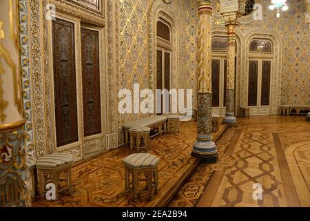 Moorish Hall in the Stock Exchange Palace of Porto, Salao arabe ...