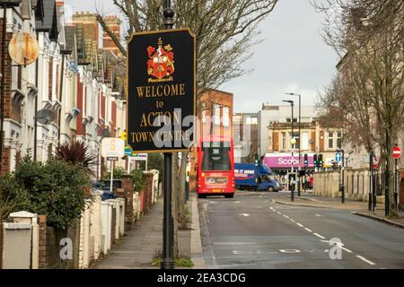 united kingdom west london acton high street the market Stock Photo - Alamy