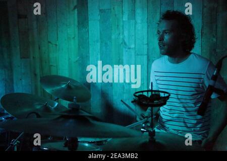 rocketnumbernine @ the waiting room 260712 Stock Photo - Alamy