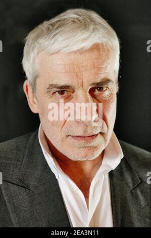 French actor Jacques Weber poses prior the 'Carte Noire Cine Roman ...