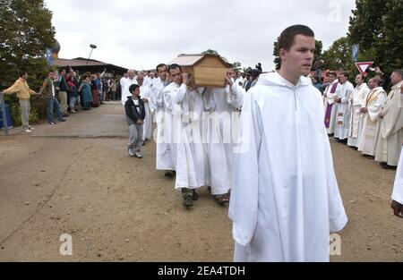 The funeral of Brother Roger Schutz, the leader of the Taize ecumenical ...