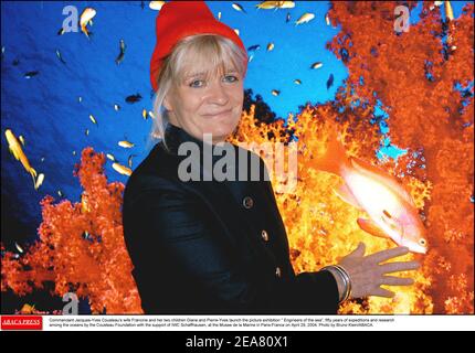 Commandant Jacques-Yves Cousteau's wife Francine and her two children ...