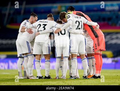 Leeds United players have a team huddle before the game during the ...