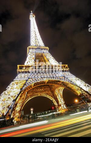 Various views of the Eiffel tower Stock Photo - Alamy