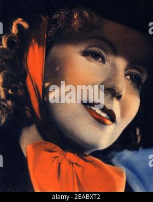 1937 , USA : The movie actress GRETA GARBO with ROBERT TAYLOR in ...