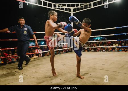 Muay Thai kids fighters during fight Stock Photo - Alamy