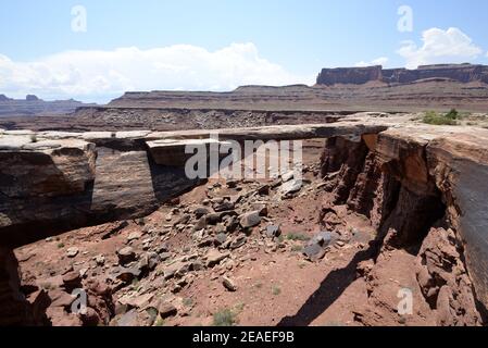 Musselman Arch, White Rim Trail,Canyonlands, Utah, USA Stock Photo - Alamy