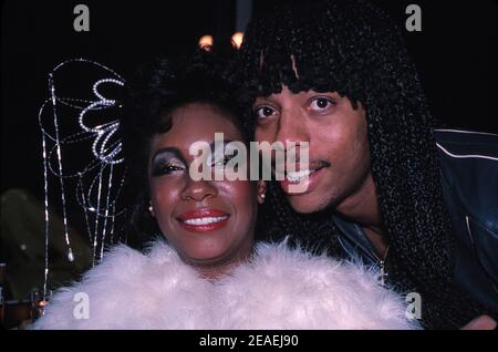 Rick James visits Mary Wilson backstage before her performance at the ...