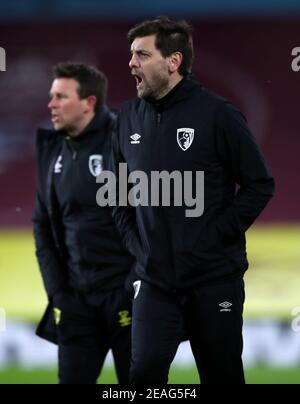 Soccer - FA Cup - Burnley v Bournemouth - Turf Moor. Burnley's Ian ...