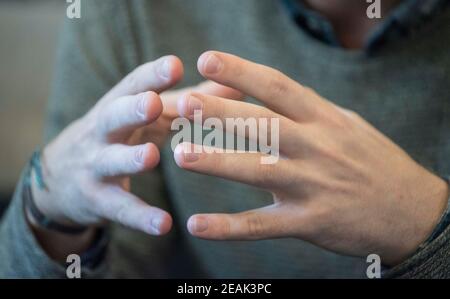 hand gestures in body language, part of non verbal communication Stock ...