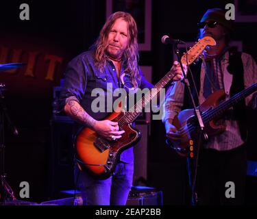 Devon Allman, Duane Betts and Berry Oakley Jr. with The Allman Betts ...