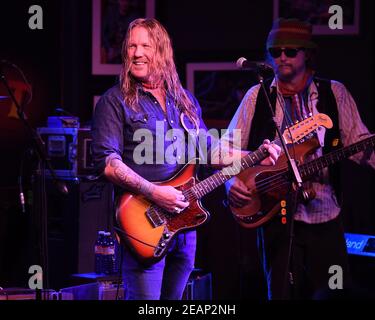 Devon Allman, Duane Betts and Berry Oakley Jr. with The Allman Betts ...