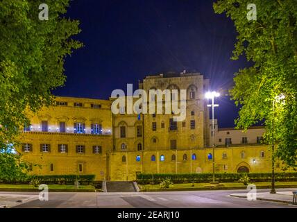 Night view of the Palazzo dei Normanni in Palermo, Sicily, Italy Stock ...