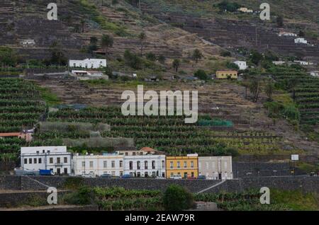 Rural landscape in the valley of Hermigua Stock Photo - Alamy