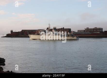 HMS Ledbury (M30) Hunt-class minesweeper of the Royal Navy berthed open ...