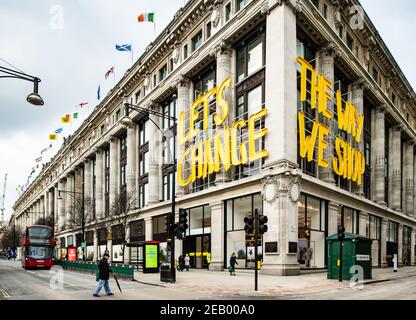 Selfridges flagship store, Oxford Street, London Stock Photo - Alamy