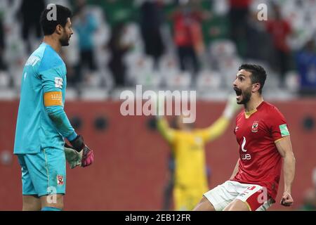 Al Ahly's goalkeeper Mohamed El Shenawy tips the ball over the bar too ...