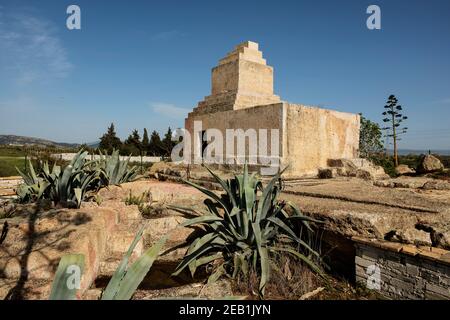 Persian tomb monument in Phokaia ( Foca), Izmir, TURKEY Stock Photo - Alamy