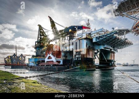 The 'Thialf' is a semi-submersible crane vessel launched in 1985, known ...