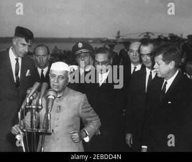 President Lyndon Johnson with the Joint Chiefs of Staff at the White ...