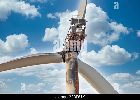 Destroyed Wind Turbine Stock Photo - Alamy