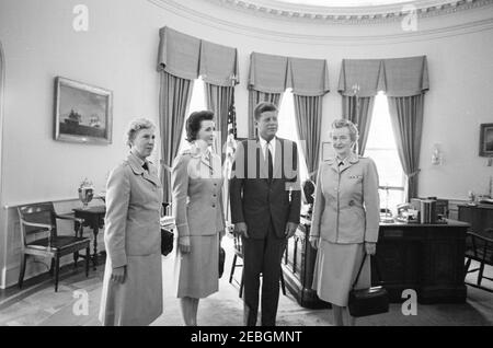 Visit of representatives of the Womenu0027s Army Corps regarding 20th ...