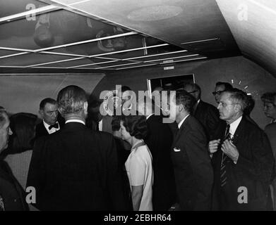 Swearing-in ceremony aboard Air Force One LBJ as President (09 Stock ...