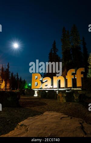 Banff Town Sign in summer night. Banff National Park, Canadian Rockies ...