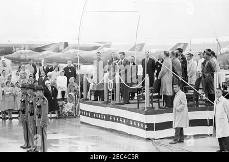 Weekend cruise in Maine: Arrival at Naval Air Station (NAS) Brunswick ...