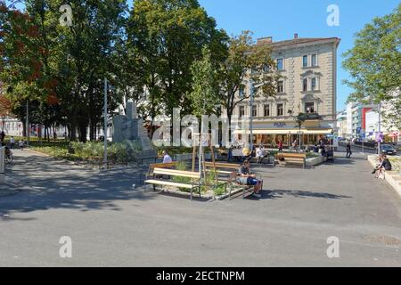 Wien, Reumannplatz, Neugestaltung 2020 Stock Photo - Alamy