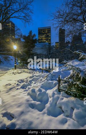 Central Park in winter after snow storm, early morning Stock Photo - Alamy